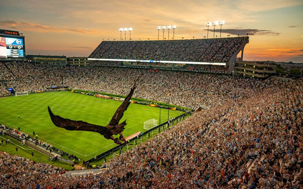 Drawn in by ‘Messi Mania,’ soccer fans find beauty in AU tradition ...